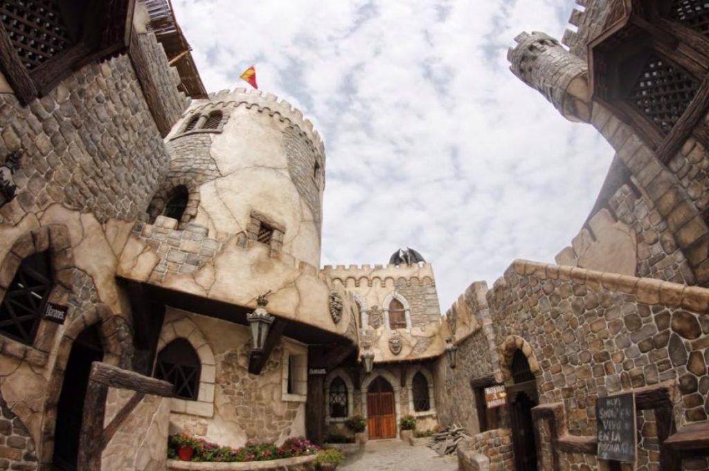 Visita estos 5 castillos en Perú para sentirte como en Game of Thrones ...