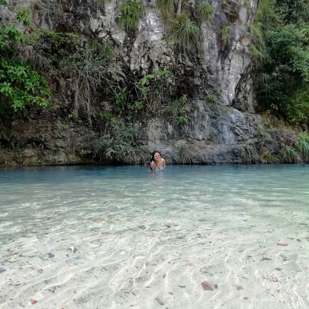 Poza de agua y sal: visita este destino turquesa en Pozuzo