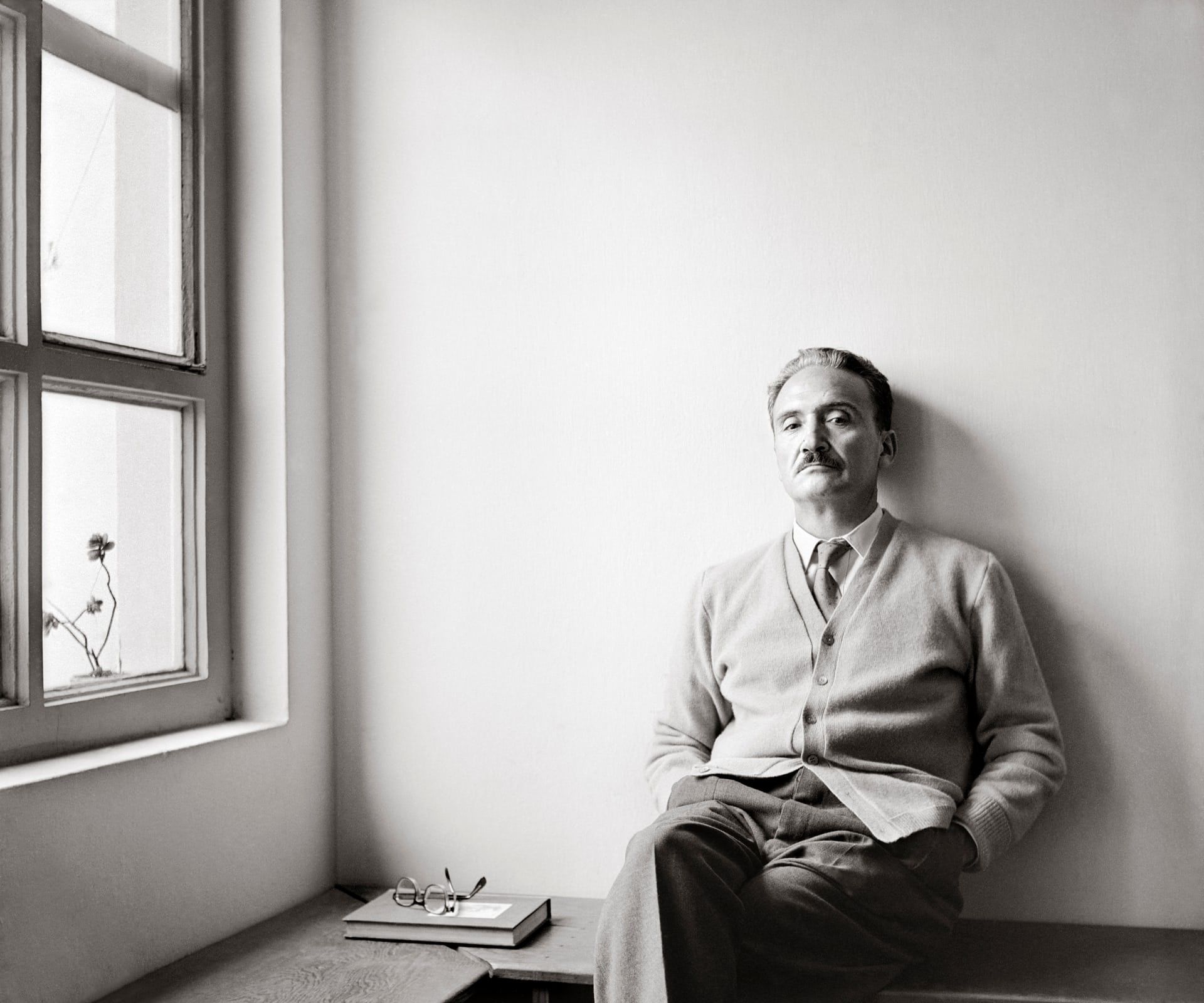 Escritores peruanos: 5 autores que no puedes dejar de tener en tu ...